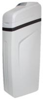 China 25L Household Water Softener with 1017 Resin Tank and 12.5L Resin Volume for Hard Water Treatment for sale