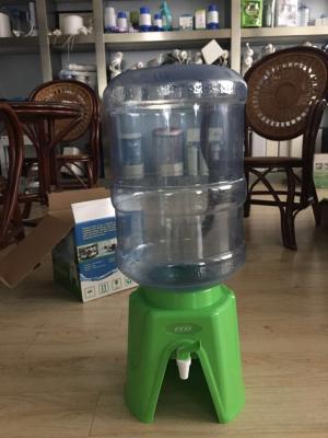 China Food Grade PP Mini Water Dispenser Desktop Drinking Fountain for 2-5 Gallon Bottles for sale