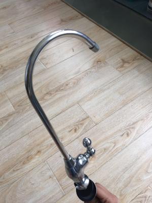 China Chrome Polished Single Handle Gooseneck Kitchen Faucet with 500,000 Cycle Life Test and 5-Year Warranty for Water Filter Systems for sale