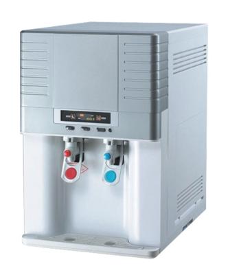 China Silver Tabletop Filtered Water Dispenser with 6.5L Tank Capacity and Compressor Cooling for Hot & Cold Drinking Water for sale
