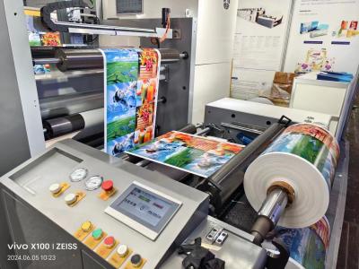 China Long Lasting Sleeve Printing Machine 150m/min High Speed Flexo Printing Machine for sale