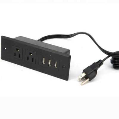 China Input Voltage 100-240V 3 US Powe With 2.1A USB Output Voltage Multifunction Desktop Socket for sale