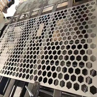 China SS 304 Perforated SS Plate 1mx2m 2mm Thick Diamond Hole for sale