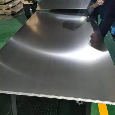 China Hot Rolled Decorative Stainless Steel Plate Golden BA 0.2mm ASTM 201 4X8Ft Metal Roofing for sale