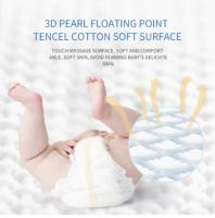 China Silky and Breathable Disposable Diaper for baby with Big Waist Circumference for sale