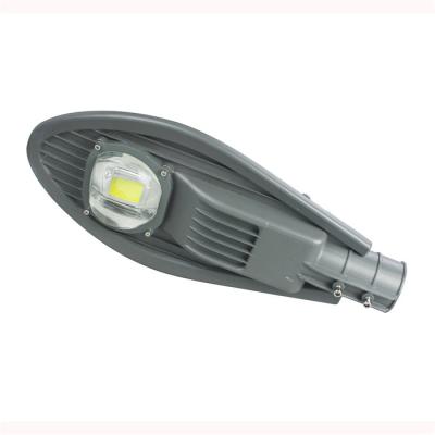 China HKV-CLDT01-30W LED Parking Lot Light Fixtures With Polycrystalline Solar Panel for sale