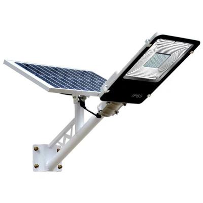 China IP65 Solar Powered Led Street Lights Outdoor Long Warranty Battery With Remote for sale