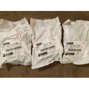 China YORK 025 42378 000 CONTROL VALVE for sale