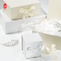 China Deluxe Cardboard Gift Packaging Box Glossy Lamination Rigid Magnetic Paper Box for sale