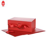 China FSC Ribbon Magnetic Closing Gift Box Ribbon Gold Foil Folded Packaging for sale