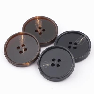 China Fashion Garments Resin Buttons 10mm - 28mm With Mixed Colors for sale
