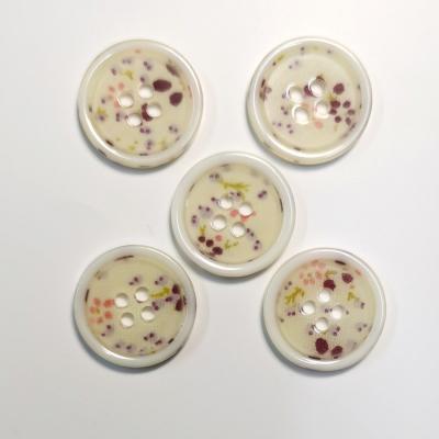 China Customizable 8mm - 28mm Resin Buttons Mixed Color For Fashion Garments for sale