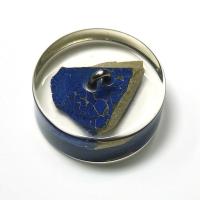 China Transparent Resin Ceramic Fragments Artistic Upcycled Button Collection for sale
