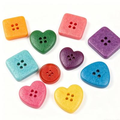 China Production of a Wide Variety of Plastic Buttons for Women's Wear for sale
