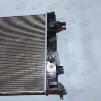 China JAC Parts' Gray MG3 Water Tank The Perfect Fit for Your Cooling Needs for sale