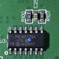 China 8 Bit 7KB PIC16F1704 Flash Microcontroller , 3.3V 5V Automotive 14Pin PIC16F1704-I SL for sale