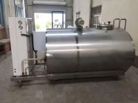 China 100L to 15000L Stainless Steel Milk Chilling Tank with PU Insulation for Dairy Factory for sale