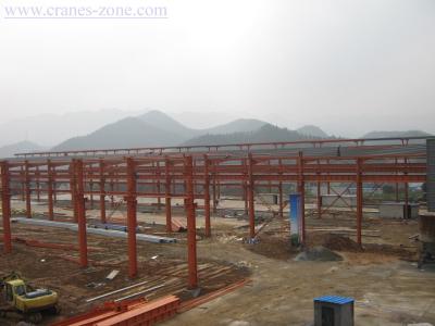 China Wide Span Pre-Engineered Steel Building Frame with 90m Clear Span and 25-Year Warranty for sale