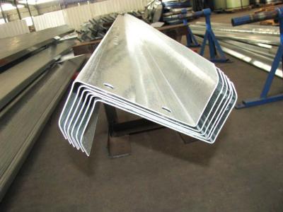 China Customized Galvanized Steel C & Z Purlins 1.5-3mm Thickness 50-300mm Width for Building Structures for sale