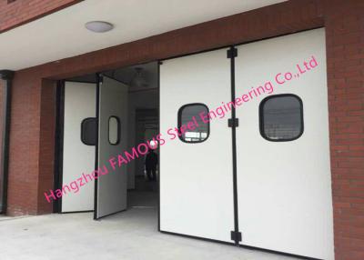 China Aluminum Seal Accordion Folding Doors - 50x80mm Frame, 0.8mm Steel Panels, 15+ Year Service Life for Industrial Use for sale