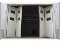 China Aluminum Alloy Frame Industrial Accordion Door with 50x80mm Frame and 100,000 Cycle Certification for Aircraft Hangars for sale