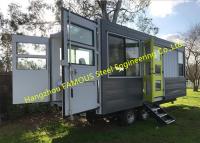 China Modern Prefab Container House on Wheels - 6058×2438×2800mm Dimensions with 100-Year Structure Lifetime and AUSNZ Certification for sale