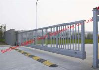 China Cantilever Electric Sliding Gate 1700mm Height 4-8m Width AC220V Commercial Industrial Use for sale