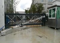 China Cantilever Electric Sliding Gate 1700mm Height 4-8m Width AC220V Commercial Industrial Use for sale