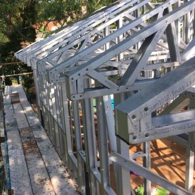 China Q235B Light Gauge Steel Frame House with 50-Year Service Life and 30-100mm Sandwich Panel Options for Residential Construction for sale