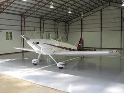 China Custom Metal Aircraft Hangar Buildings - 100m Clear-Span Width, Hurricane-Resistant Steel Construction for sale
