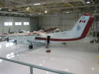 China Custom Prefabricated Steel Aircraft Hangars 7-20m Width with 5.23m Headroom and Labor-Saving Installation for sale