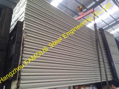 China Color Steel Polyurethane Sandwich Metal Roofing Sheets 50-100mm Thickness with B1 Fireproof Rating and 20+ Year Lifespan for sale