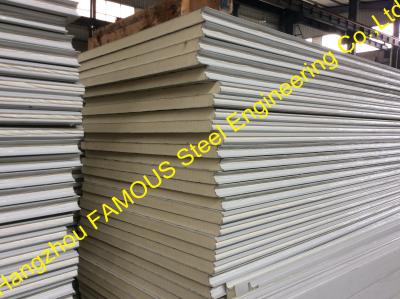 China Structural Polyurethane Sandwich Panels Soundproof With Color Steel for sale