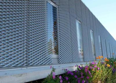 China Aluminum Expanded Metal Building Facade 2-3mm Thickness with 1220x2000mm Panels for Ventilation and Protection for sale