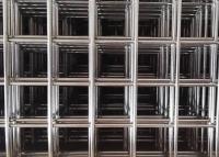 China Hot-Dipped Galvanized Welded Wire Mesh 12-24 Gauge with 300-450 N/mm² Tensile Strength for Industrial Applications for sale