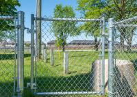 China 25mm Galvanized Chain Link Fence with 3mm Wire Diameter - Low Carbon Steel Security Fencing for sale