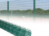 China Electro Galvanized Wire Mesh Fence 2.5mm Wire 50x100mm Mesh for sale