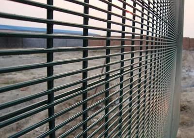 China 358 Anti-Climb Rigid Mesh Security Fencing - 76.2mm x 12.7mm Mesh, 500-550 MPa Strength for sale