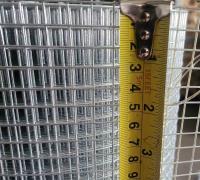 China Galvanized Welded Wire Mesh 1mm-10mm Diameter Carbon Steel Rolls for Fencing and Construction for sale