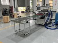 China The hot melt adhesive dispensing machine is an environmentally friendly and fully compatible gluing machine for sale