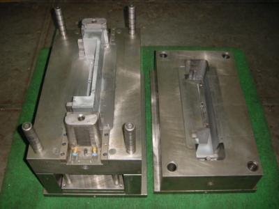 China Rubber Parts Injection Plastic Mould DME Mold 250000 - 300000 Shots Life for sale