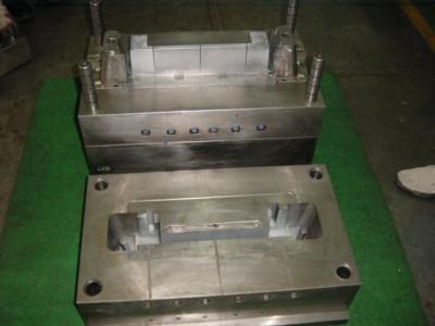 China Custom Plastic Household Mould Multi Cavity Hot Runner Injection Molding for sale