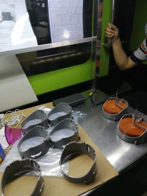 China Vending Machine Plastic Injection Parts Singel / Multi Cavity Green Cog Wheel POM Material for sale