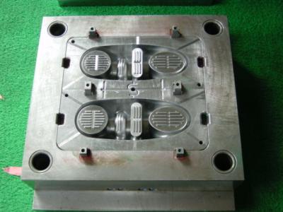 China High Gloss 1*1 Cavity SKD61 NAK80 Plastic Injection Moulds for sale