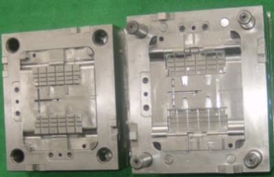 China Custom PMMA Plastic Injection DME High Precision Mold UV Printing for sale