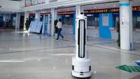 China Portable Voice Intercom 1,000 M2 UV Light Disinfection Robot for sale