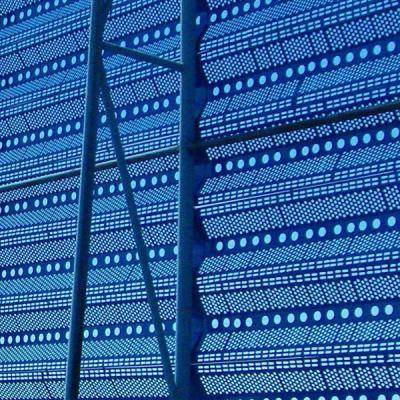 China Spray Plastic Windbreak Panel Anti Rust Hole Anti Wind Anti Dust Mesh for sale