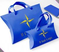 China Premium Quality Hot-Stamp Luxury Shopping Carrier Packaging Gift Paper Bag Gold,cosmetic carrier luxury brand paper gift for sale