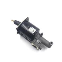 China 2006- FAW Shachtman HoWO truck parts clutch booster cylinder with OE NO. D29112230177 for sale