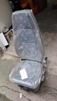 China Customizable Air Suspension Seats for Heavy Trucks Heavy Duty Application and Comfort for sale